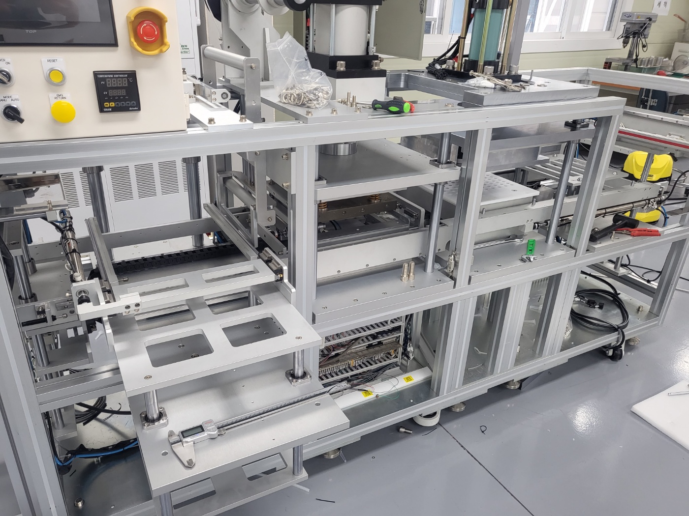 COVID diagnostic kit device - Equipment List :: (주)STACO